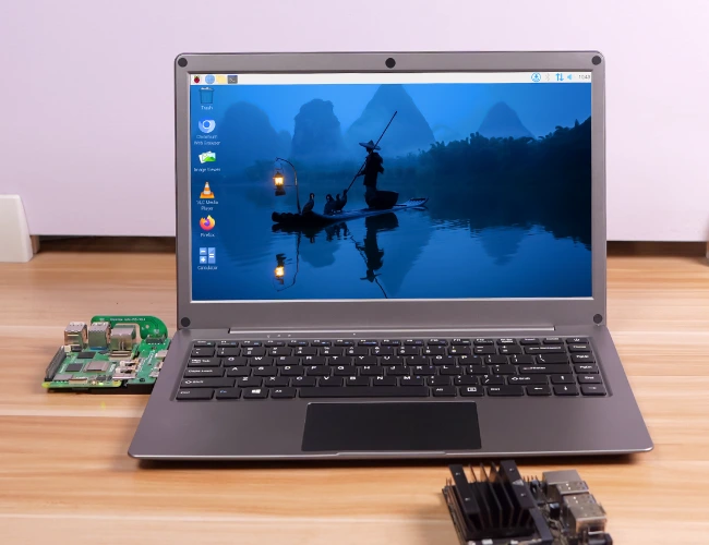 CrowView Note - Portable Monitor with Keyboard